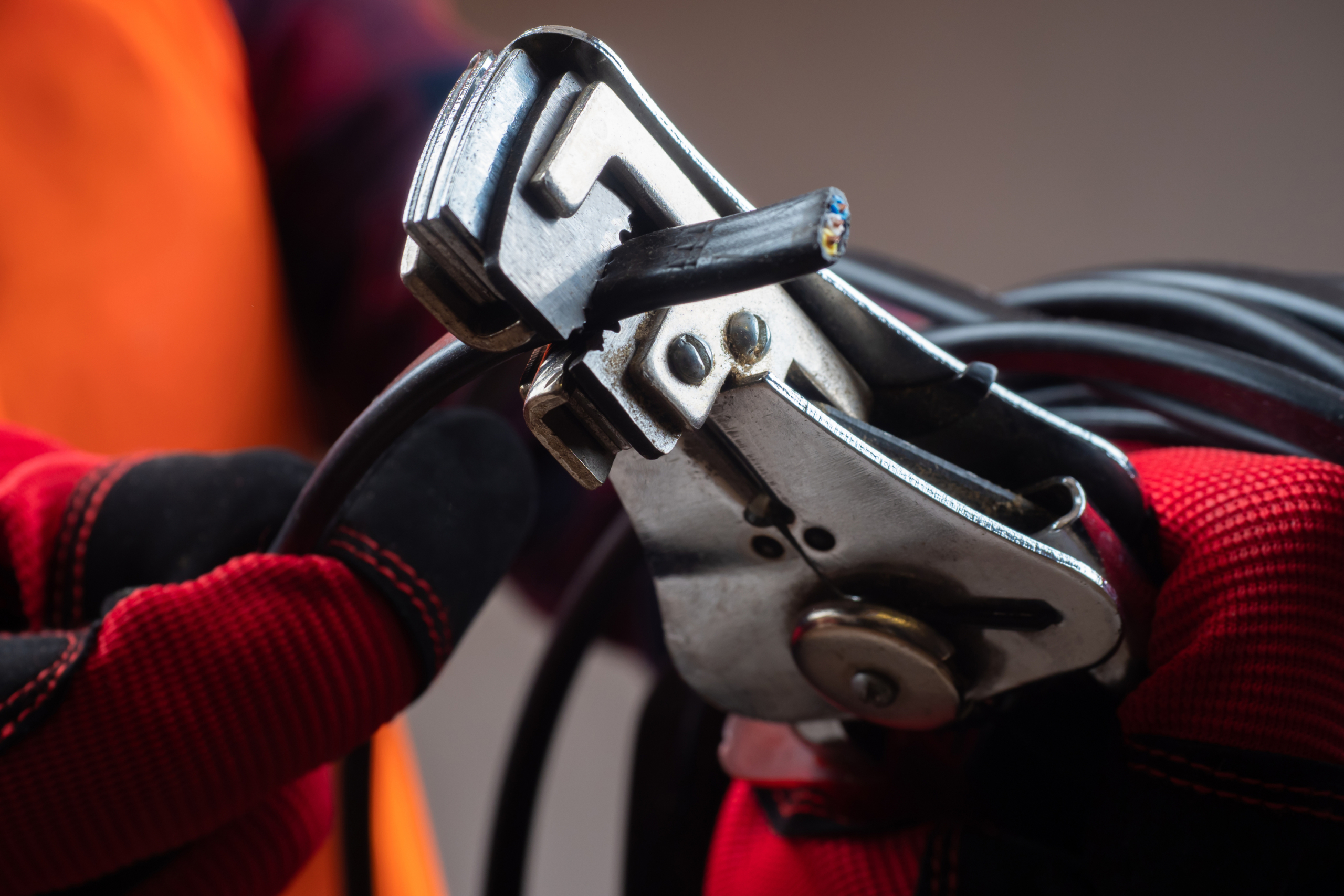 The best crimpers for solid connections | ToughJobs