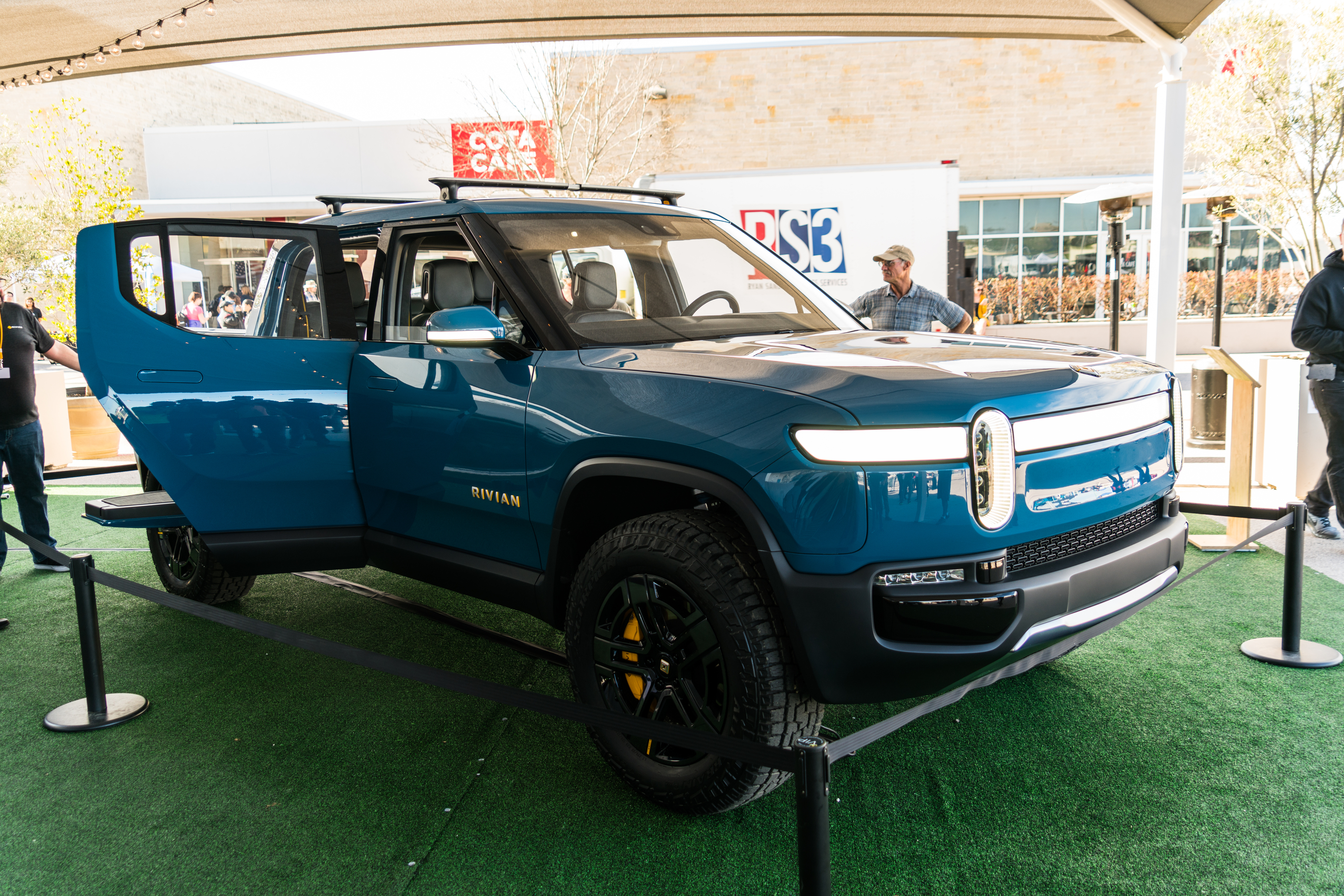 The best EV work trucks coming out in 2022 | ToughJobs