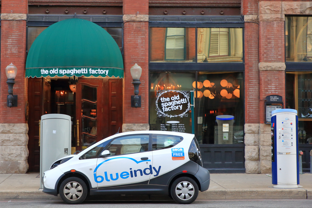 5 Reasons Restaurants Should Install EV Charging Stations | ToughJobs